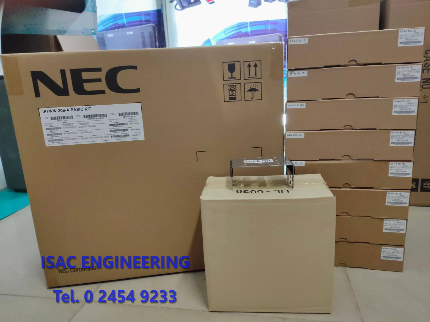 เตรียมส่ง SL2100 ขนาด 3 สายนอก 8 สายใน และ AT-45 (WH) จำนวน 8 เครื่อง ...